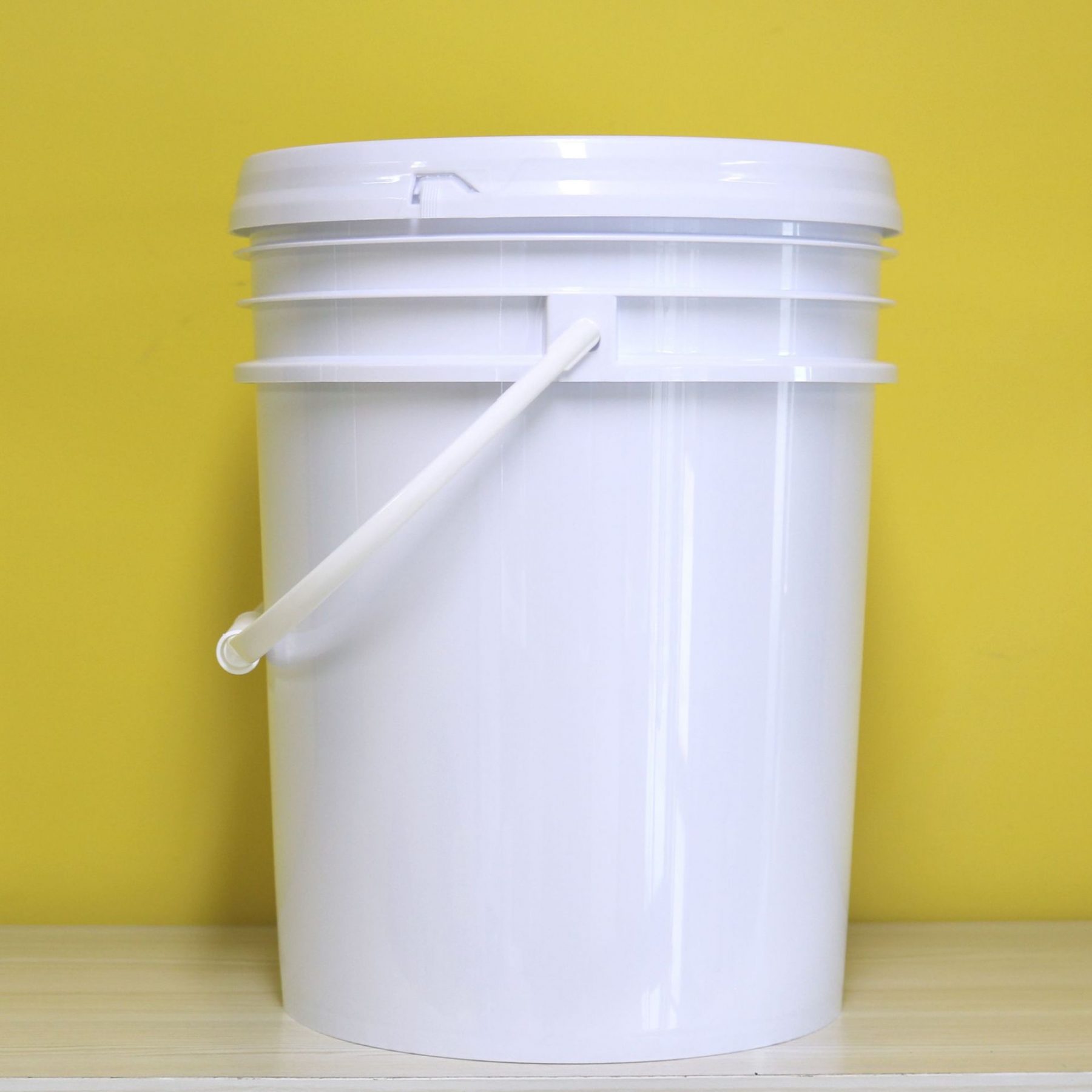 Round Plastic Bucket Manufacturer | Wholesale Custom Bucket Supplier