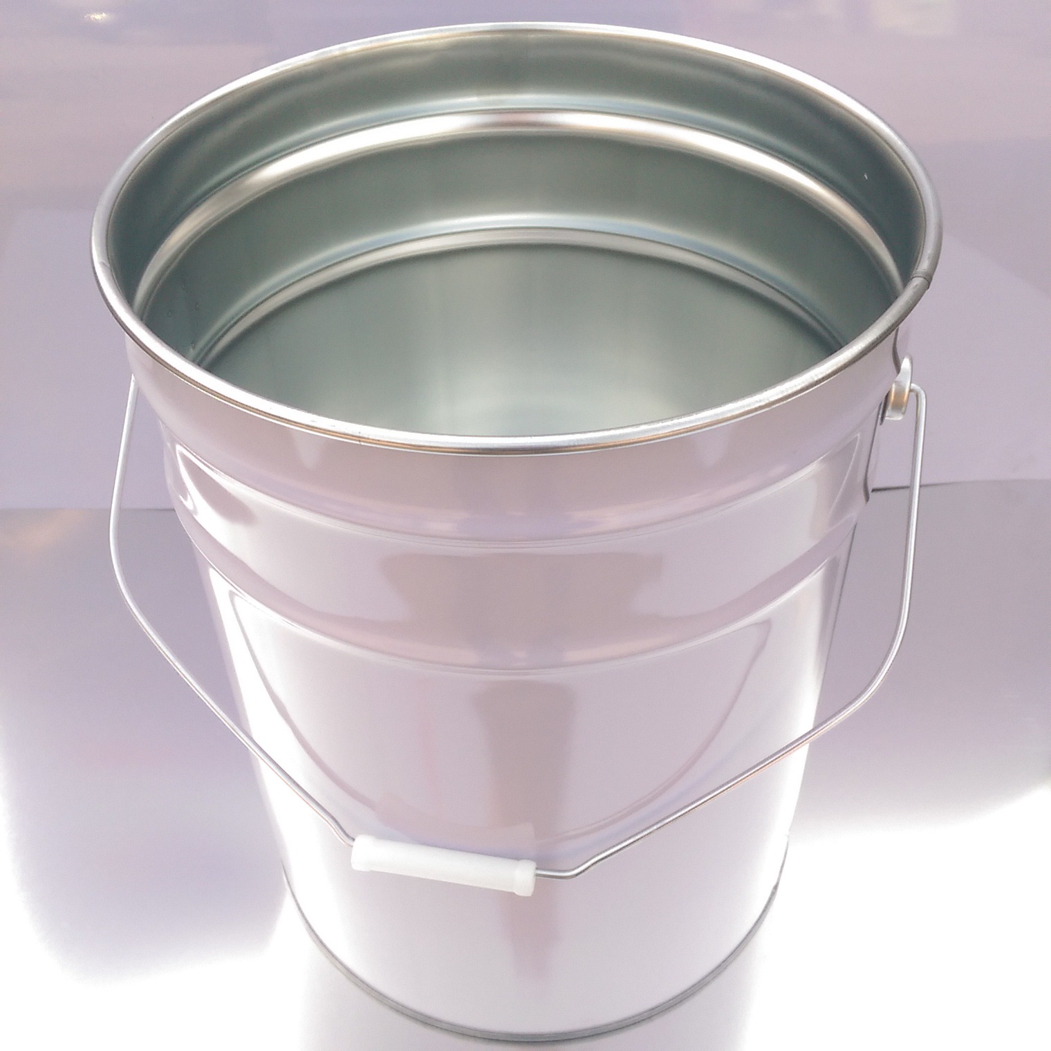 Metal 20L iron bucket | Plastic Bucket Manufacturers